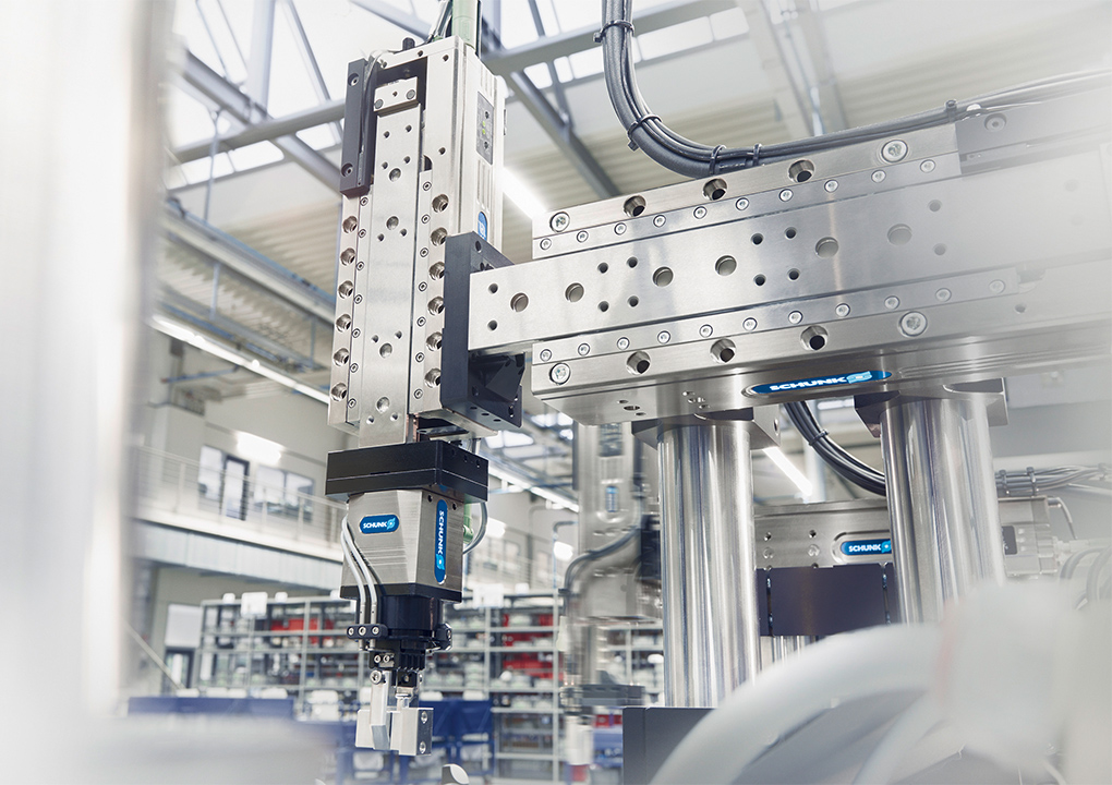 Virtual production: SCHUNK models digital gripper twins for high ...