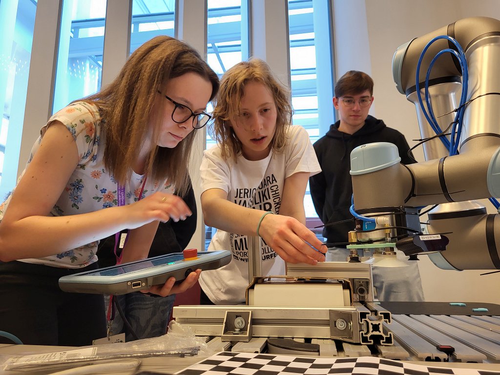 Dnevi industrijske robotike 2023 - novice